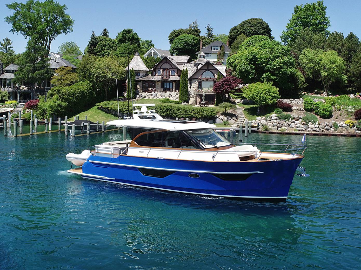 BLUE | Custom Yacht - Burger Boat Company