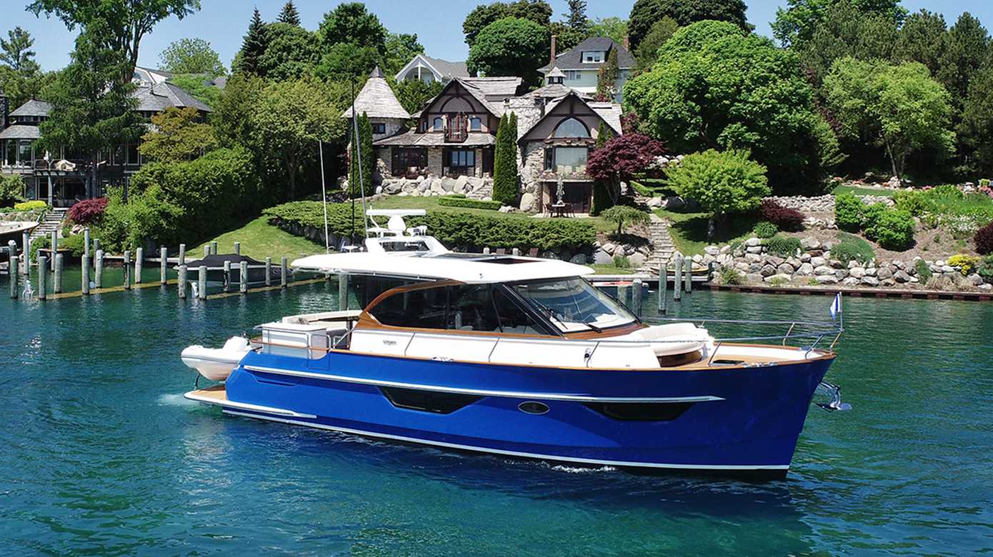 BLUE | Custom Yacht - Burger Boat Company